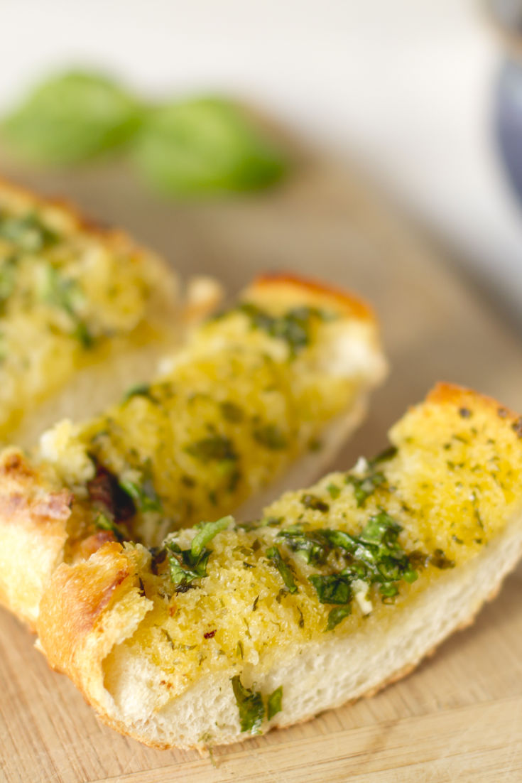 How to Make Garlic Bread - Great Italian Chefs