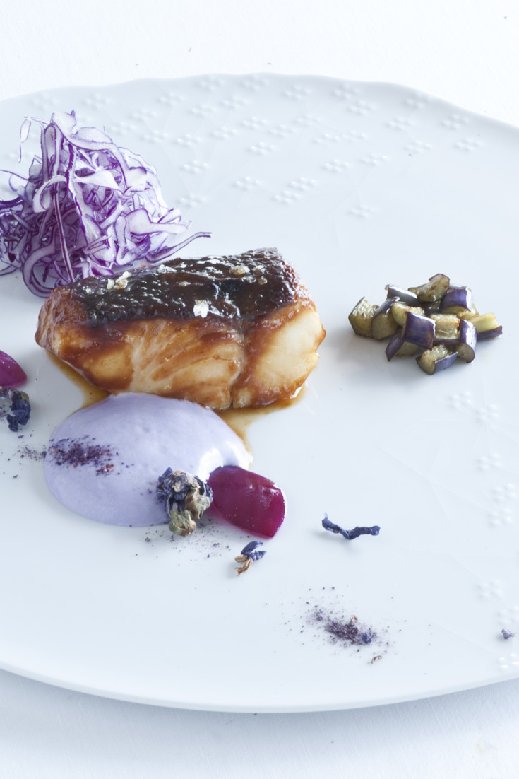Sake Pollock Recipe with Purple Vegetables - Great Italian Chefs