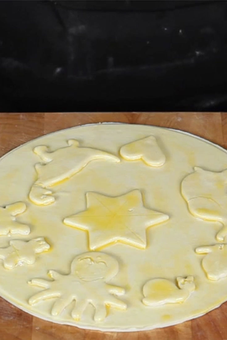 How to Decorate Pastry - Great British Chefs