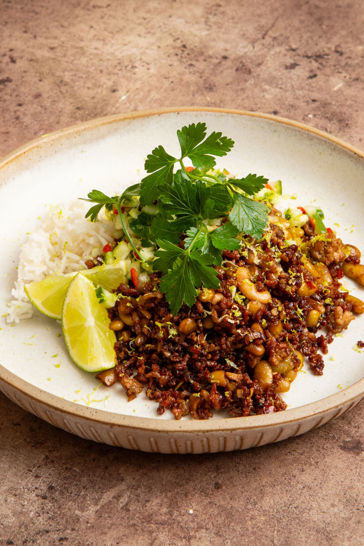 Khua Kling-Inspired Chilli with Flageolet Beans Recipe - Great British ...