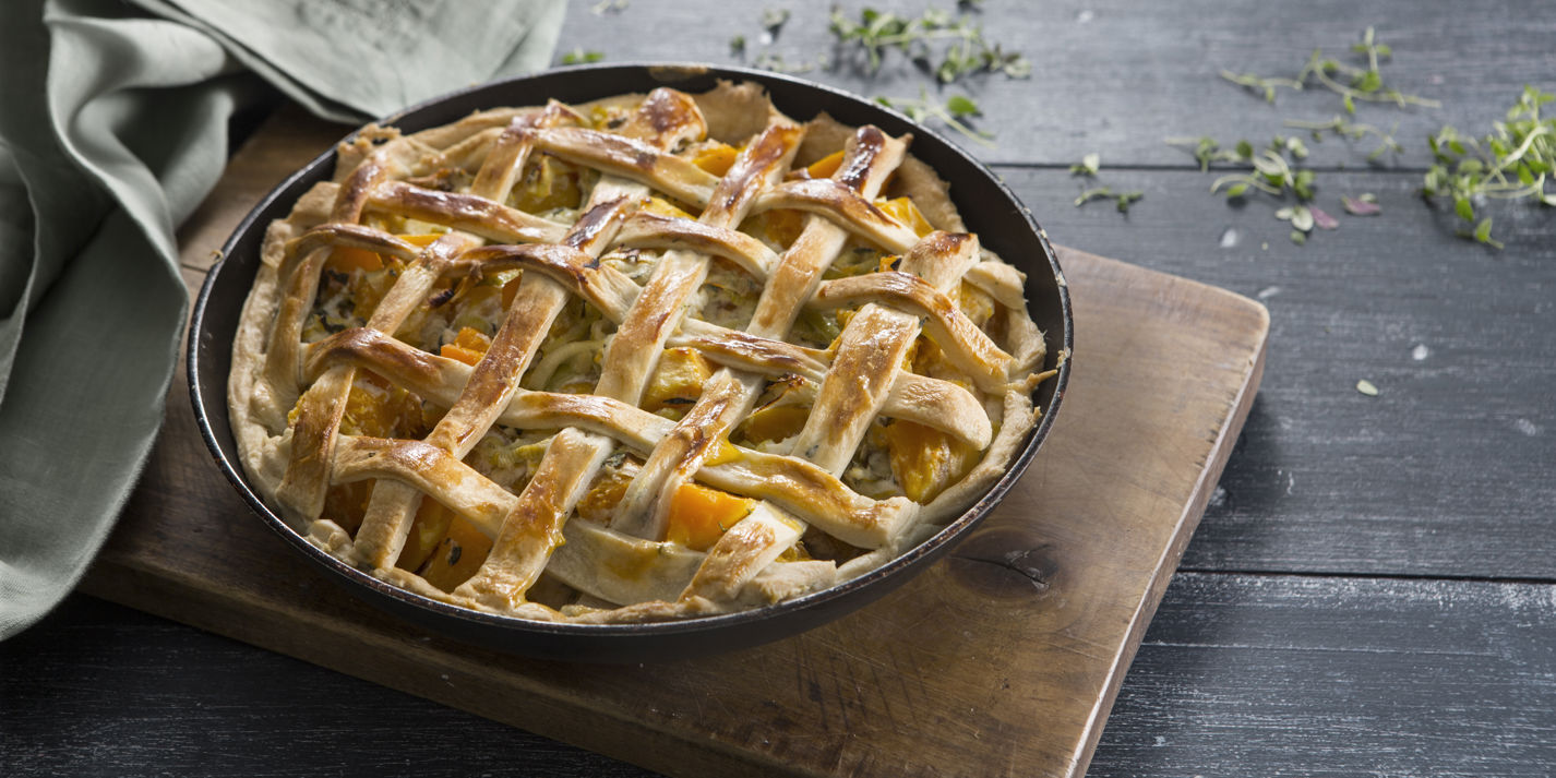 How to Make a Pastry Lattice - Great British Chefs