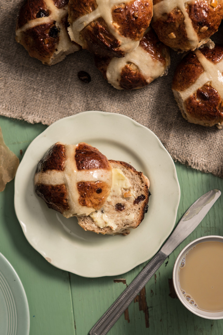 Hot Cross Bun Recipe - Great British Chefs