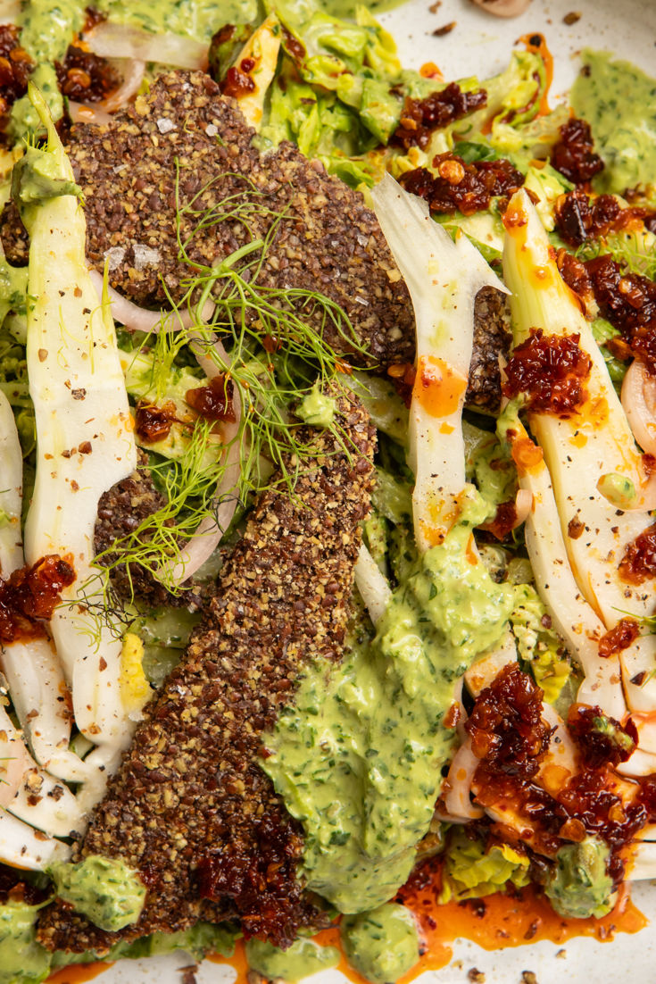 Green Goddess-Tahini Salad With Chilli Crisp and Flaxseed Crackers ...