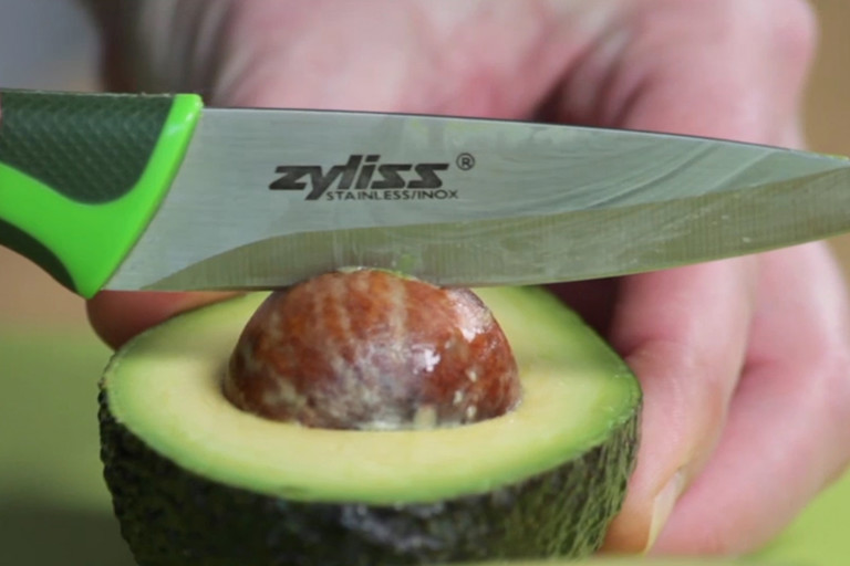 How To Remove An Avocado Pit Video - Great British Chefs