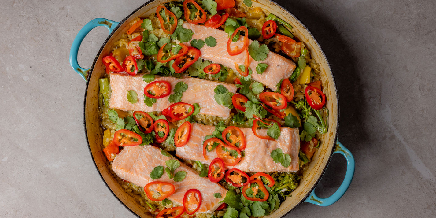 Coriander and Chilli Pesto Salmon Tray Bake Recipe Risotto - Great ...