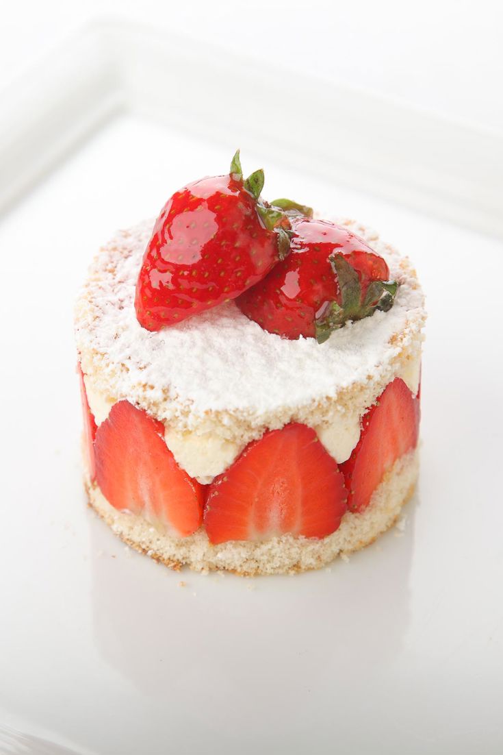 10 Amazing Strawberries and Cream Recipes - Great British Chefs
