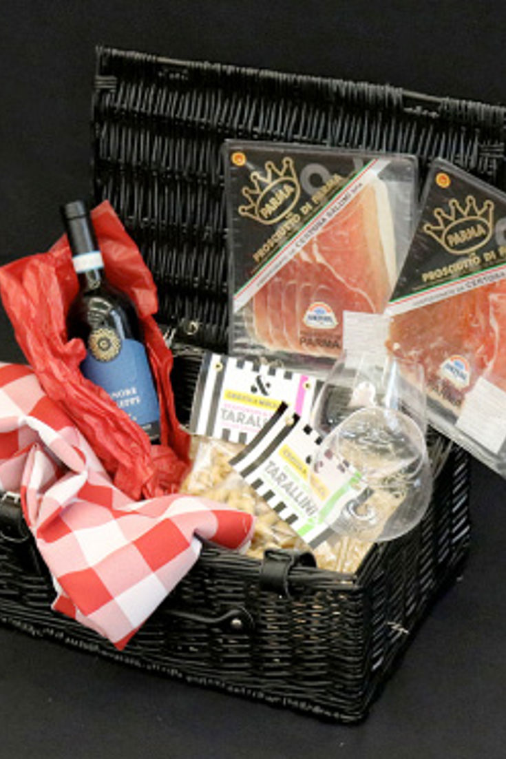Win a luxury Parma Ham hamper - Great Italian Chefs