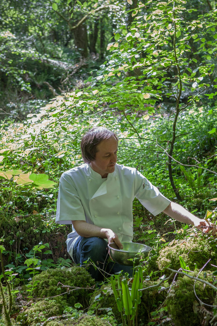 Foraging with Chris Harrod - Great British Chefs
