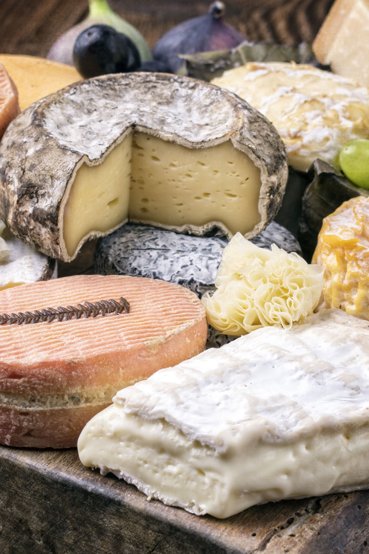 How to Present a Cheeseboard - Great British Chefs
