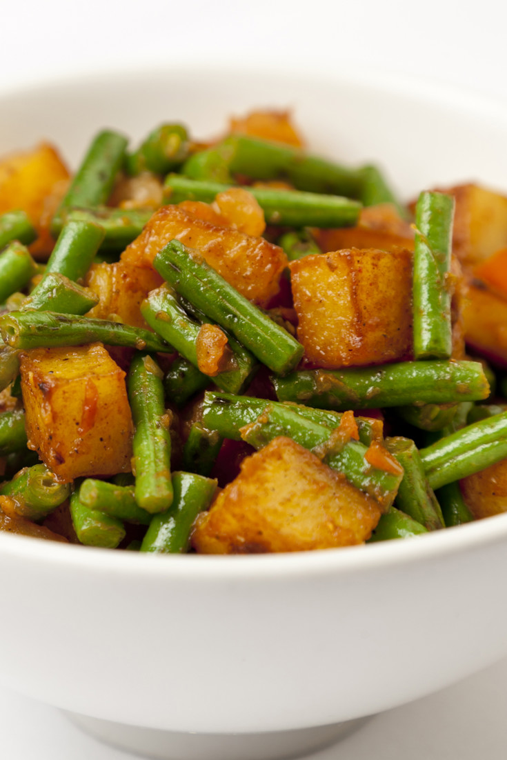 Fine Beans & Potato Curry Recipe - Great British Chefs