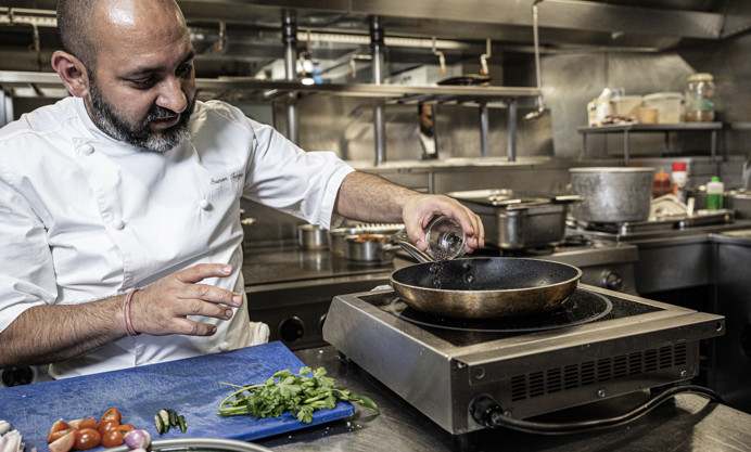 Sea Bass, Mussel and White Wine Curry Recipe - Great British Chefs